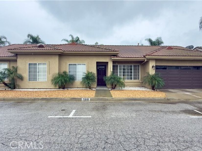 15848 Larkspur Street, Sylmar (los Angeles), CA 91342 - For Sale