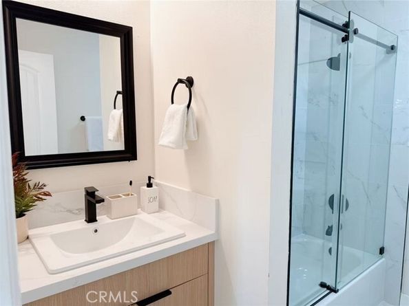 15505 La Valle Street, Sylmar (los Angeles), CA 91342 - For Sale