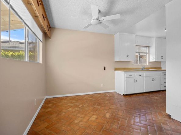 3945 Hibiscus Circle, Carlsbad, CA 92008 - For Sale