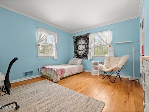 28 Juniper Lane, Riverside, CT 06878 - For Sale