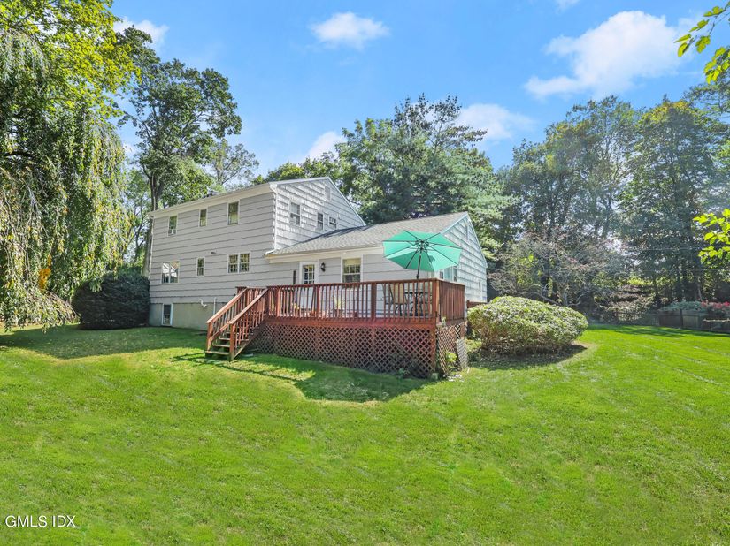 28 Juniper Lane, Riverside, CT 06878 - For Sale