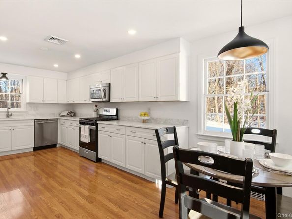 55 White Hill Road, Cold Spring Harbor, NY 11724 - For Sale