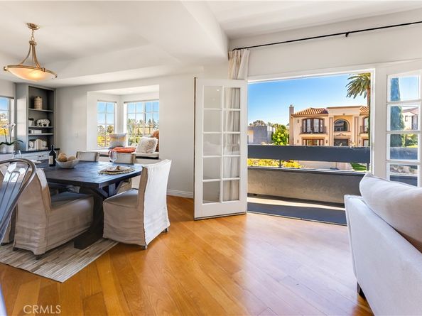 10627 Ashton Avenue 202, Los Angeles, CA 90024 - For Sale