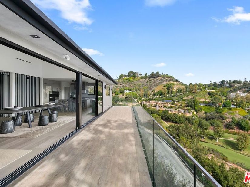 11010 Chalon Road, Los Angeles, CA 90077 - For Sale