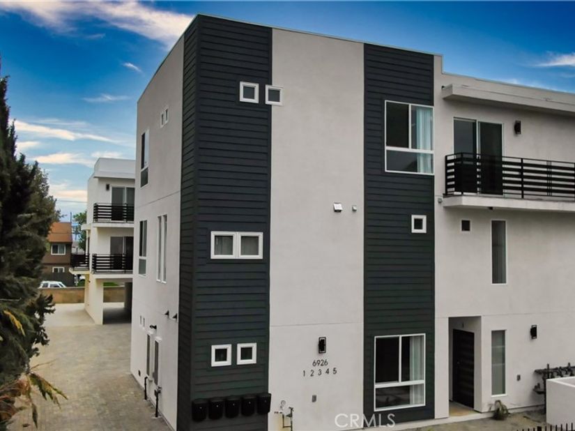 6926 Morella Avenue, North Hollywood, CA 91605 - For Sale