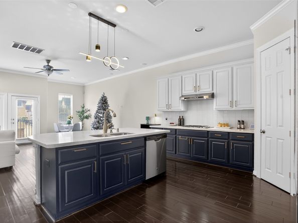 2841 Shadow Woods Court, Houston, TX 77043 - For Sale