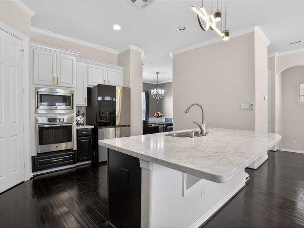 2841 Shadow Woods Court, Houston, TX 77043 - For Sale