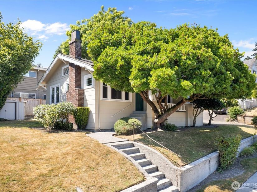 307 W Dravus Street, Seattle, WA 98119 - For Sale