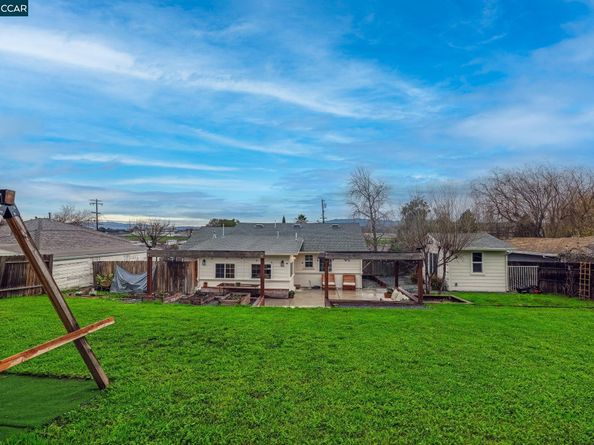 1867 Solano Way, Concord, CA 94520