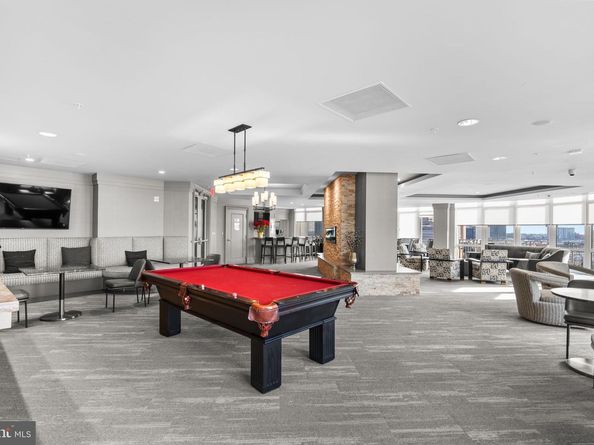 8220 Crestwood Heights Drive 203, Mclean, VA 22102 - For Sale