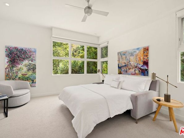 2829 Mandeville Canyon Road, Los Angeles, CA 90049