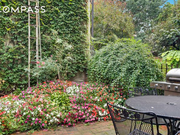 331 Hoyt Street, Brooklyn, NY 11231 - For Sale