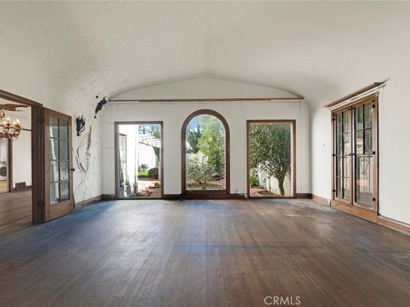 1224 S Wilton Place, Los Angeles, CA 90019 - For Sale