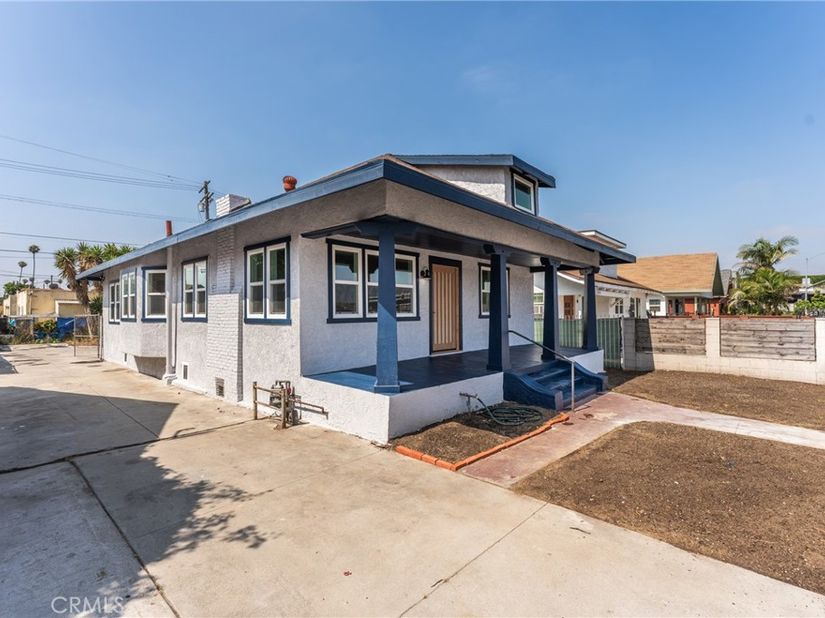 322 W Gage Avenue, Los Angeles, CA 90003