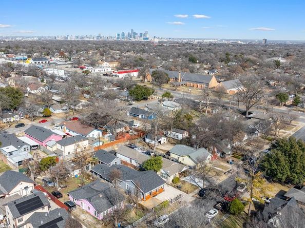 2435 Sharon Street , Dallas, Texas 75211 - For Sale