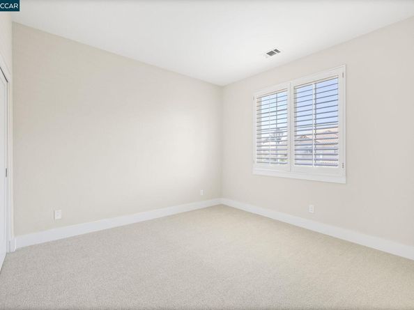 1047 Rolling Woods Way, Concord, CA 94521 - For Sale