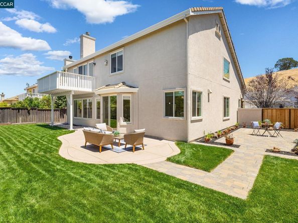 1047 Rolling Woods Way, Concord, CA 94521 - For Sale
