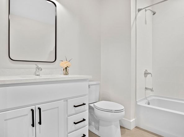 1 Baiting Brook 50, Worcester, MA 01609 - For Sale