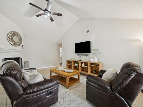 5422 Golf Drive, Houston, TX 77091 - For Sale