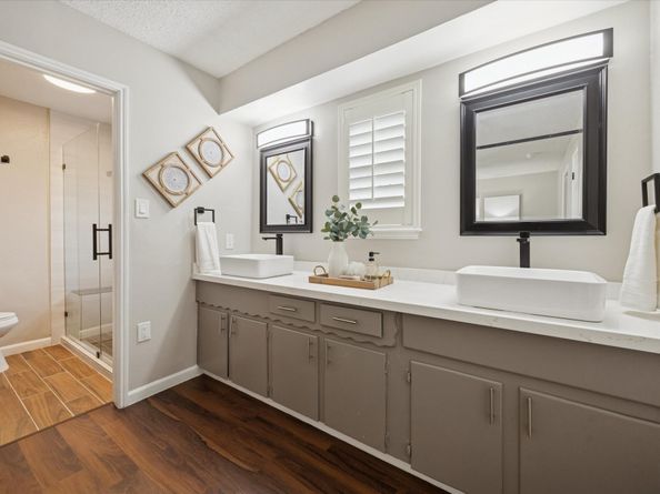 5422 Golf Drive, Houston, TX 77091 - For Sale