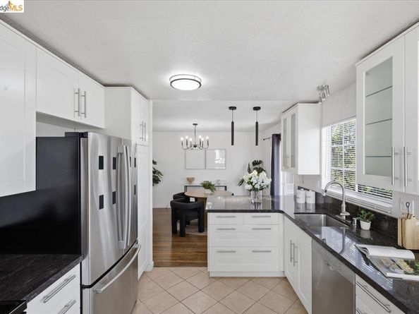 1025 Pinehurst Court, Concord, CA 94521 - For Sale