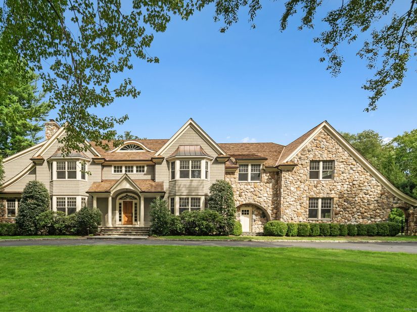 253 Middlesex Road, Darien, CT 06820 - For Sale