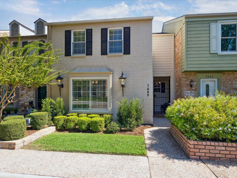 7445 Brompton Street 7445, Houston, TX 77025 - For Sale
