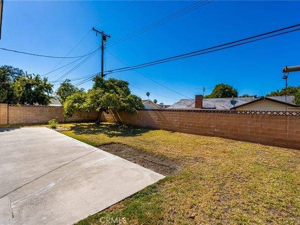 473 West Roberta Avenue, Fullerton, CA 92832 - For Sale