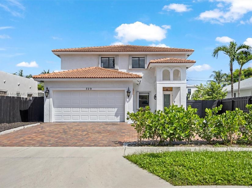 529 El Prado, West Palm Beach, FL 33405 - For Sale