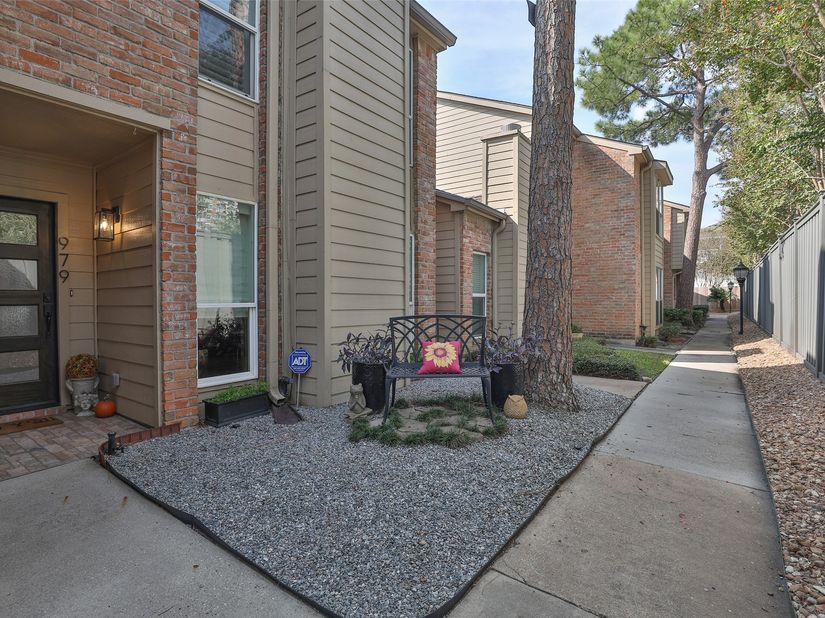 979 Memorial Village Drive 48, Houston, TX 77024 - For Sale