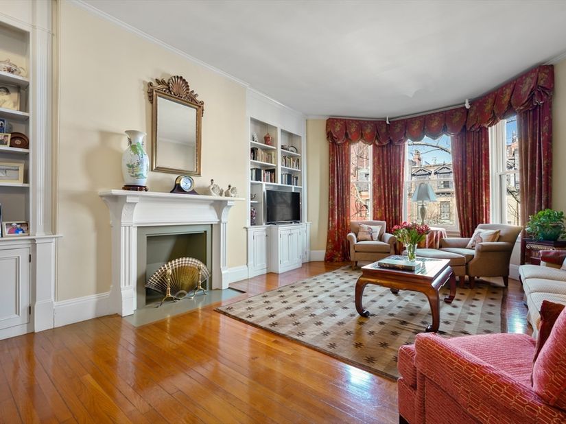 234 Marlborough 4, Boston, MA 02116 - For Sale