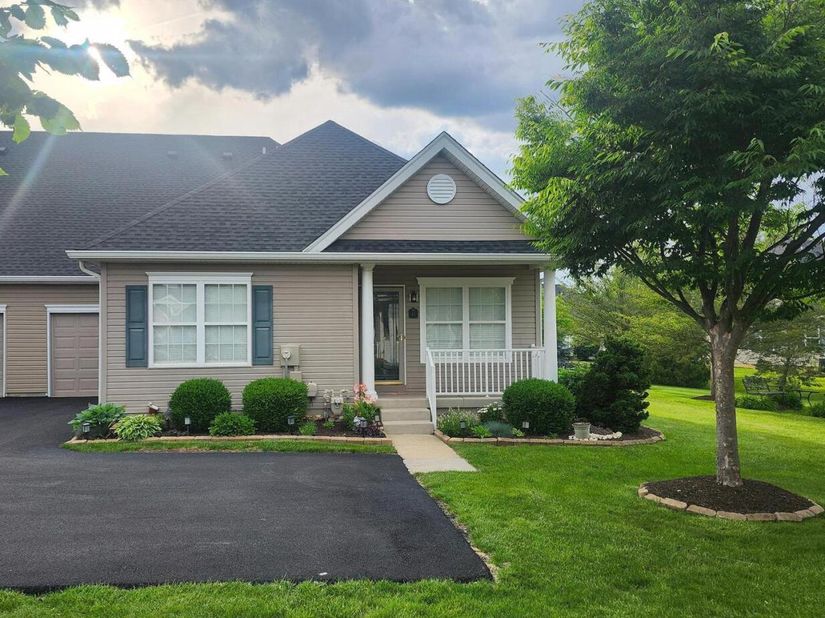 45 Freedom Lane, Bensalem, PA 19020 - For Sale