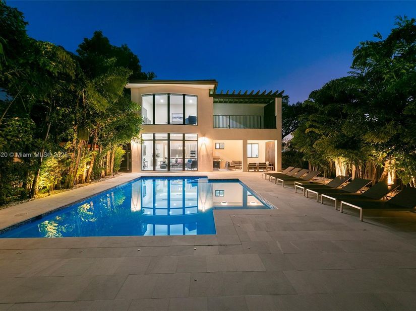 6529 SW 30th St, Miami, FL 33155 - For Sale