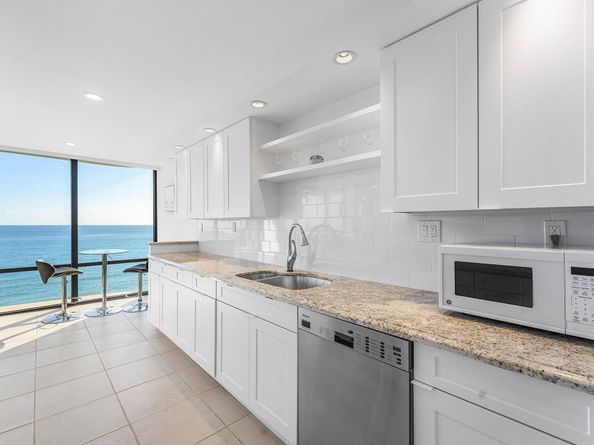 250 S Ocean Boulevard 4f, Boca Raton, FL 33432 - For Sale