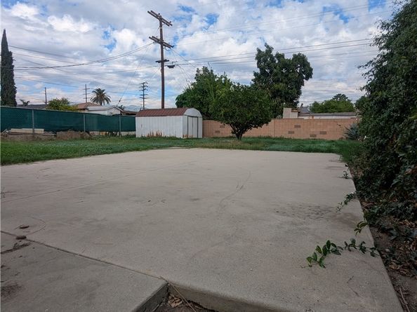 10422 Cayuga, Pacoima, CA 91331 - For Sale