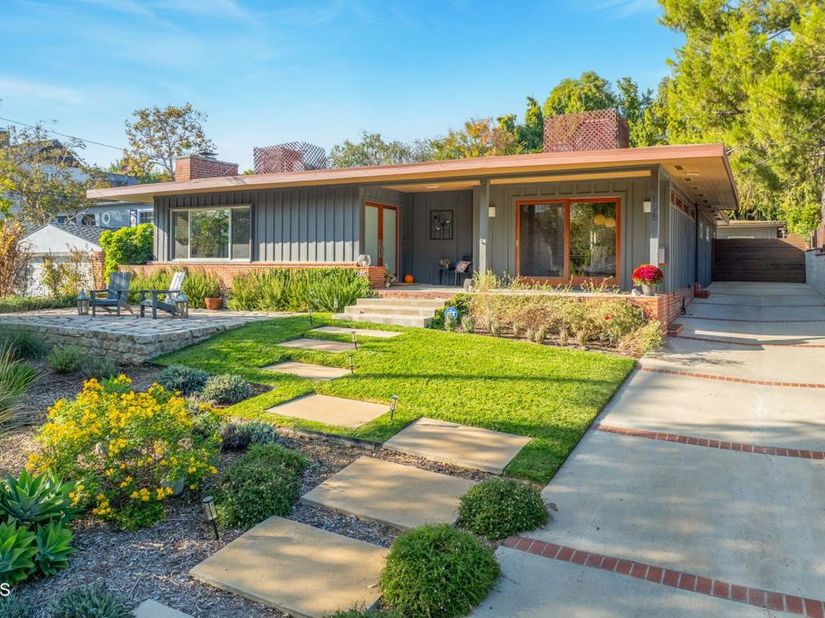 1025 Nithsdale Road, Pasadena, CA 91105 - For Sale