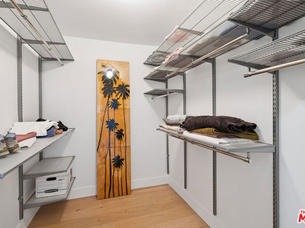 11687 Montana Avenue 101, Los Angeles, CA 90049 - For Sale