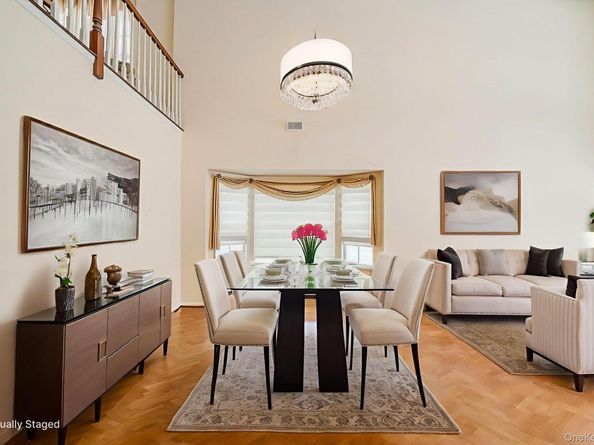 48 Kate Circle, Middle Island, NY 11953 - For Sale