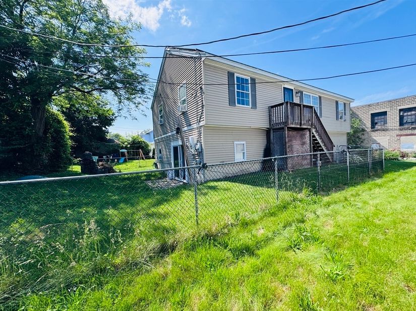 5 Acton St, Worcester, MA 01604 - For Sale