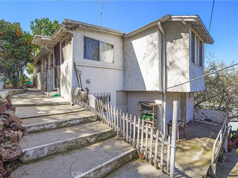 2149 Fargo Street, Los Angeles, CA 90039 - For Sale
