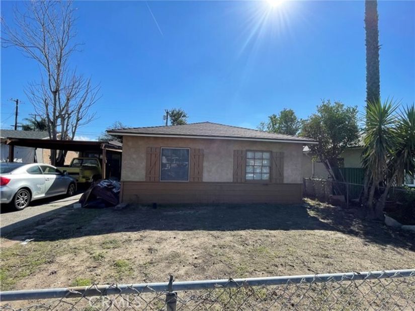 13612 Mercer Street, Pacoima (los Angeles), CA 91331