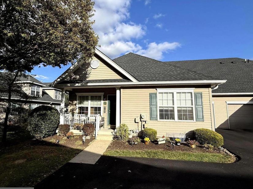66 Freedom Lane, Bensalem, PA 19020 - For Sale