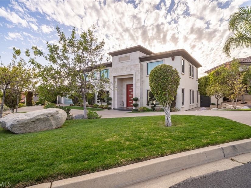 2409 Cliff Road, Upland, CA 91784