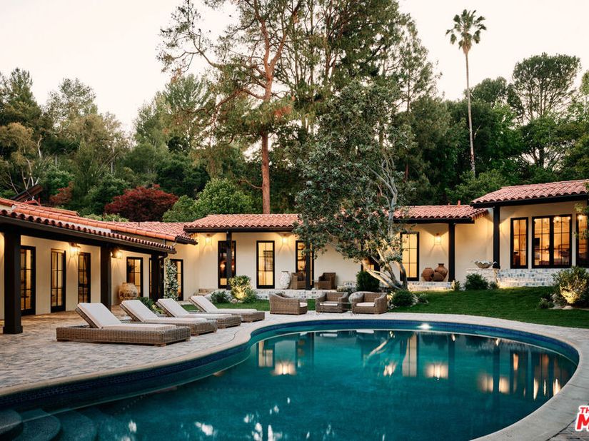 11945 Lockridge Road, Studio City, CA 91604 - For Sale