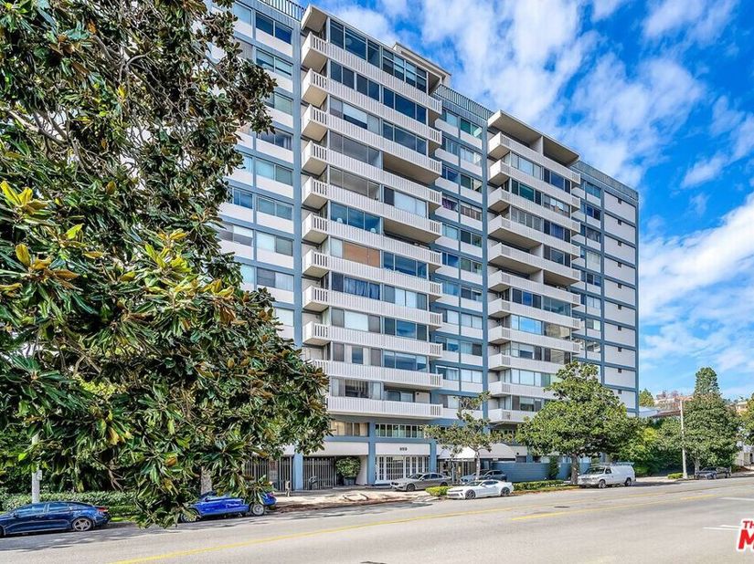 969 Hilgard Avenue 1105, Los Angeles, CA 90024 - For Sale