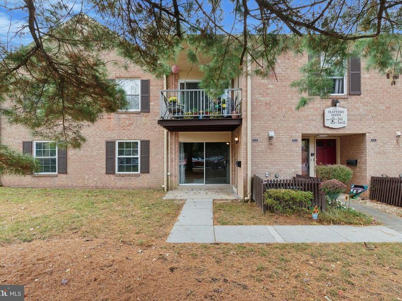 232 Old Forge Crossing, Devon, PA 19333 - For Sale