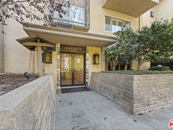 6728 Hillpark Drive 307, Los Angeles, CA 90068 - For Sale