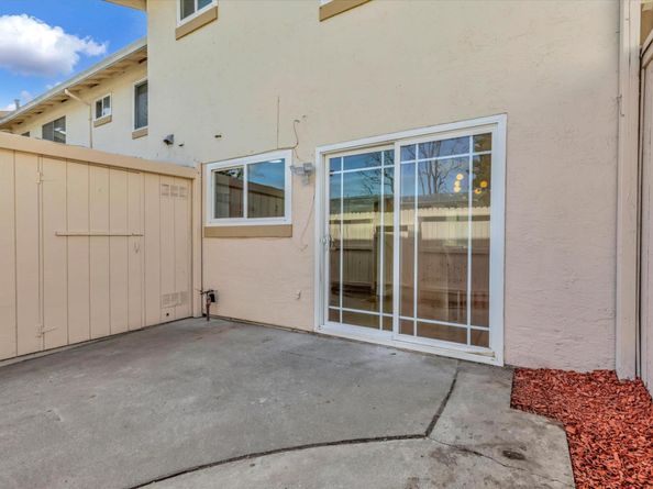 38584 Royal Ann Common, Fremont, CA 94536