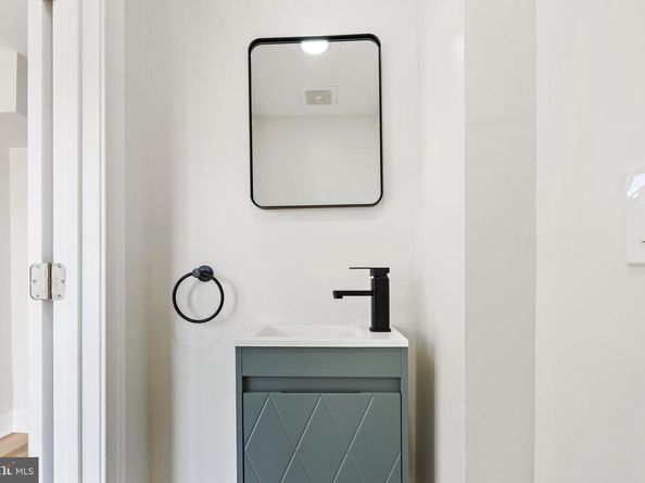 2207 E Albert Street, Philadelphia, PA 19125 - For Sale