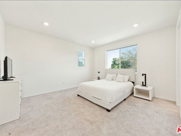 605 Daniel Freeman Circle, Inglewood, CA 90301 - For Sale